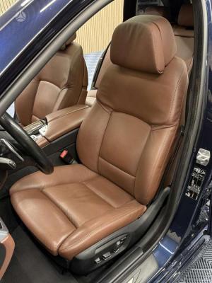 Zils BMW 525 2014 Marijampole, ar dzinēja tilpumu 2.00 L un nobraukumu 213 tūkst. km par 10999 €, foto 21 vietnē AUTOMOTO.COM.LV