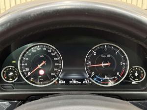 Zils BMW 525 2014 Marijampole, ar dzinēja tilpumu 2.00 L un nobraukumu 213 tūkst. km par 10999 €, foto 28 vietnē AUTOMOTO.COM.LV