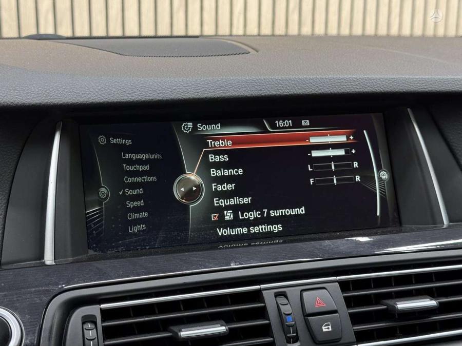 Zils BMW 525 2014 Marijampole, ar dzinēja tilpumu 2.00 L un nobraukumu 213 tūkst. km par 10999 €, foto 31 vietnē AUTOMOTO.COM.LV