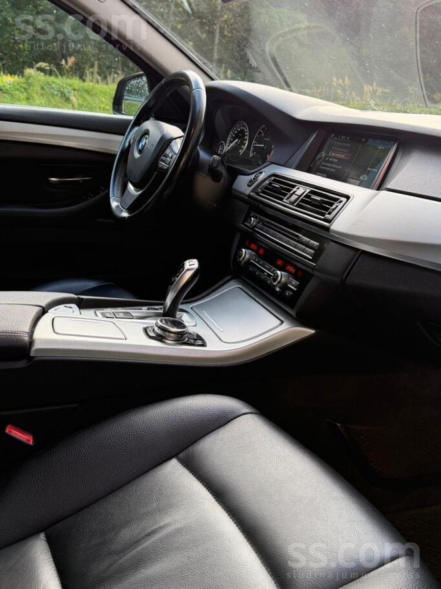 Blue BMW 525 2014 in Riga, with an engine capacity of 2.00 L and mileage of 314 thousand km for 9500 €, photo 6 on AUTOMOTO.COM.LV