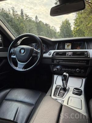 Blue BMW 525 2014 in Riga, with an engine capacity of 2.00 L and mileage of 314 thousand km for 9500 €, photo 7 on AUTOMOTO.COM.LV