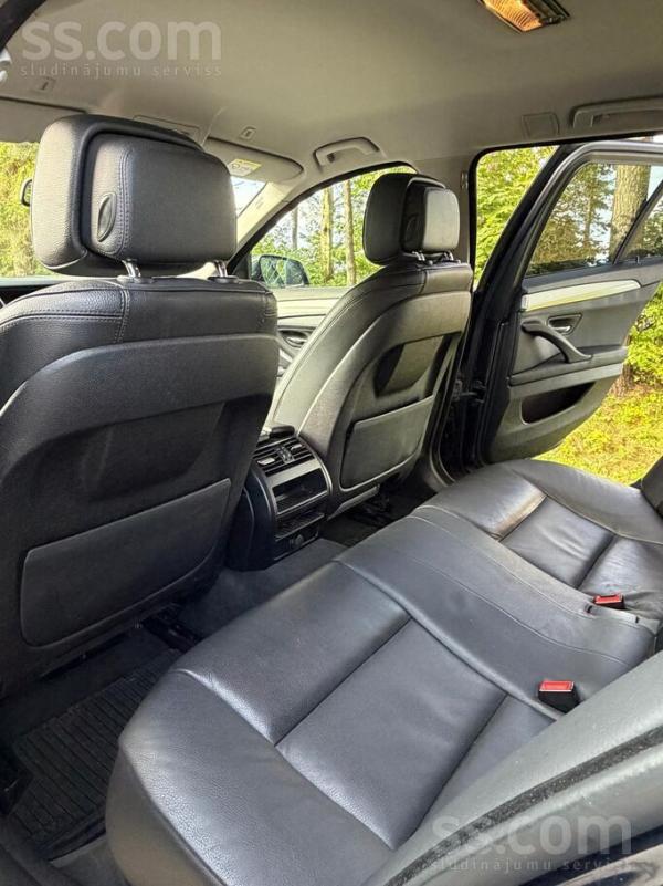 Blue BMW 525 2014 in Riga, with an engine capacity of 2.00 L and mileage of 314 thousand km for 9500 €, photo 9 on AUTOMOTO.COM.LV