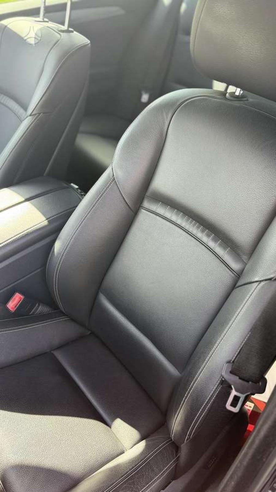 Blue BMW 525 2014 in Vilnius, with an engine capacity of 2.00 L and mileage of 252 thousand km for 10500 €, photo 13 on AUTOMOTO.COM.LV