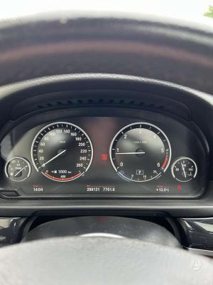 Blue BMW 525 2015 in Vilnius, with an engine capacity of 2.00 L and mileage of 298 thousand km for 8970 €, photo 10 on AUTOMOTO.COM.LV