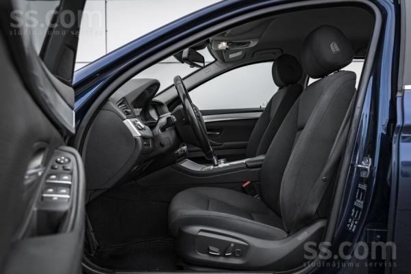 Blue BMW 525 2016 in Riga, with an engine capacity of 2.00 L and mileage of 282 thousand km for 10500 €, photo 11 on AUTOMOTO.COM.LV