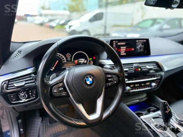Blue BMW 525 2019 in Riga, with an engine capacity of 2.00 L and mileage of 0 thousand km for 17000 €, photo 4 on AUTOMOTO.COM.LV