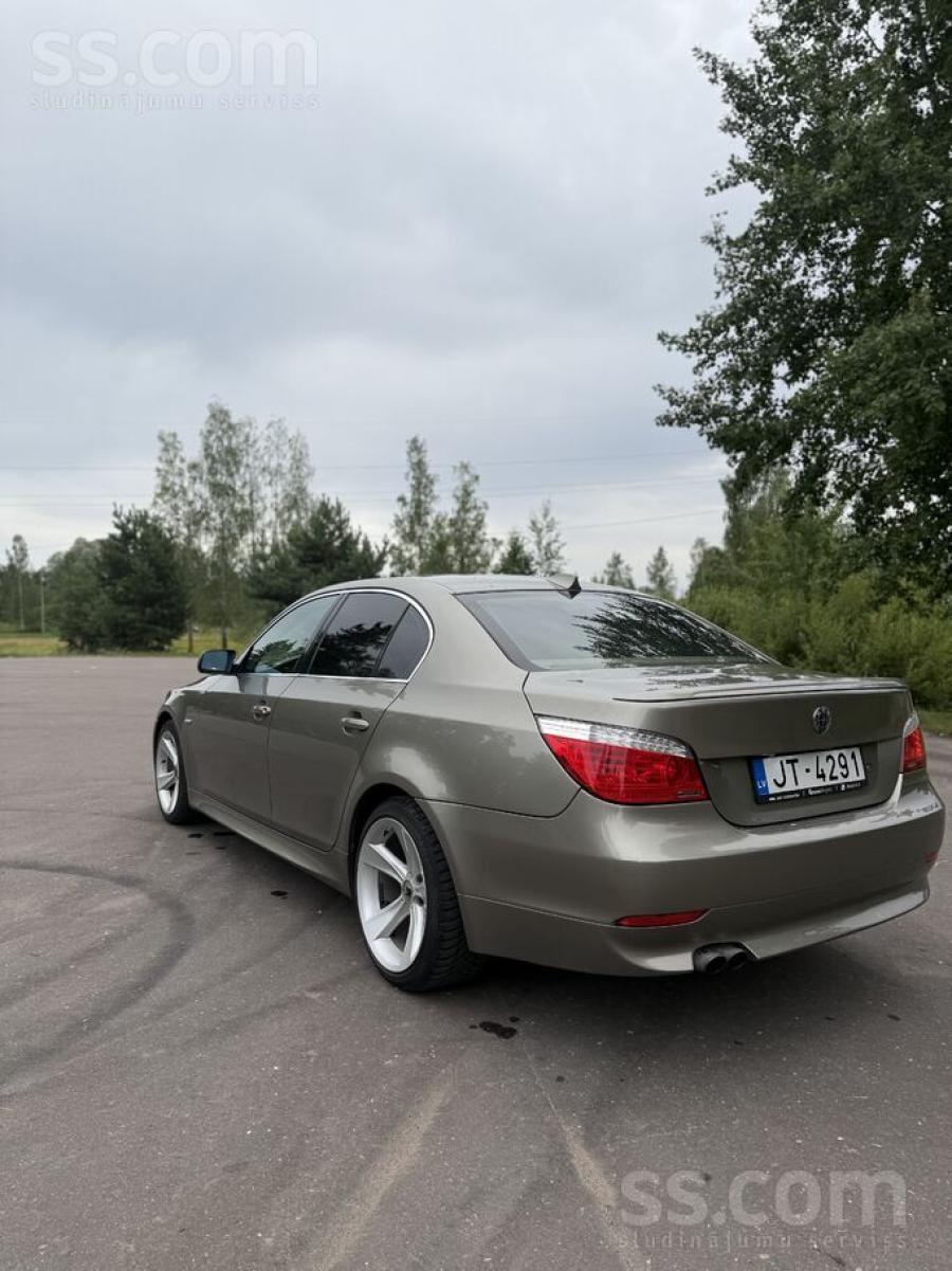 Brown BMW 525 2006 in Jurmala, with an engine capacity of 2.50 L and mileage of 302 thousand km for 4300 €, photo 6 on AUTOMOTO.COM.LV