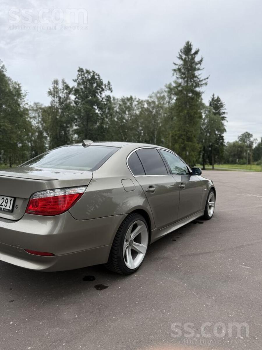 Brown BMW 525 2006 in Jurmala, with an engine capacity of 2.50 L and mileage of 302 thousand km for 4300 €, photo 8 on AUTOMOTO.COM.LV