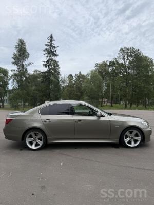 Brown BMW 525 2006 in Jurmala, with an engine capacity of 2.50 L and mileage of 302 thousand km for 4300 €, photo 9 on AUTOMOTO.COM.LV