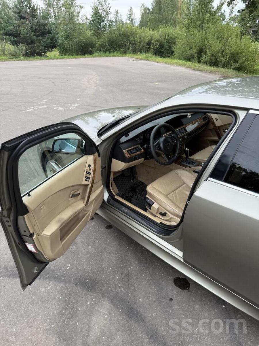 Brown BMW 525 2006 in Jurmala, with an engine capacity of 2.50 L and mileage of 302 thousand km for 4300 €, photo 14 on AUTOMOTO.COM.LV