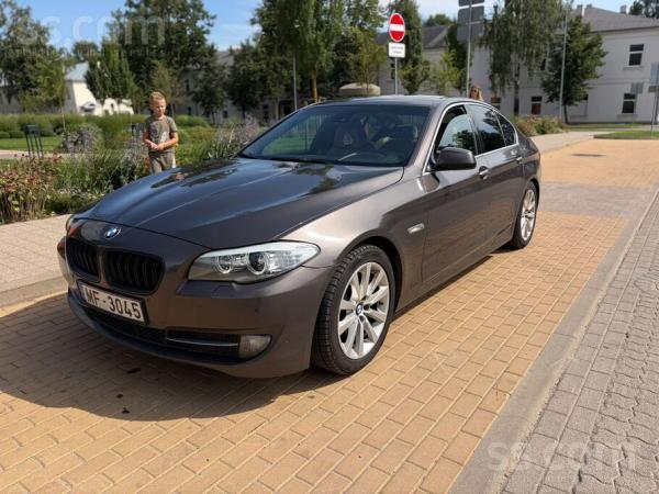Brūns BMW 525 2010 Rīga, ar dzinēja tilpumu 3.00 L un nobraukumu 442 tūkst. km par 7150 €, foto 1 vietnē AUTOMOTO.COM.LV