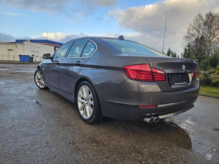Brūns BMW 525 2012 Pakruojis, ar dzinēja tilpumu 2.00 L un nobraukumu 324 tūkst. km par 7900 €, foto 4 vietnē AUTOMOTO.COM.LV