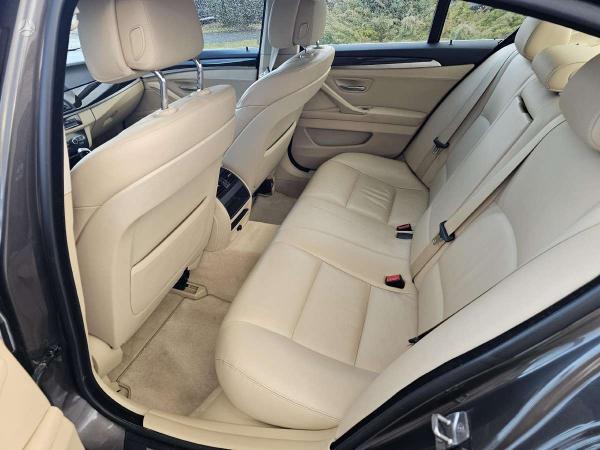 Brūns BMW 525 2012 Pakruojis, ar dzinēja tilpumu 2.00 L un nobraukumu 324 tūkst. km par 7900 €, foto 8 vietnē AUTOMOTO.COM.LV