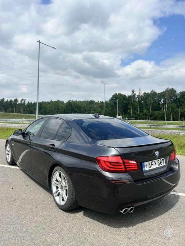 Brūns BMW 525 2012 Kauņa, ar dzinēja tilpumu 2.00 L un nobraukumu 305 tūkst. km par 8800 €, foto 5 vietnē AUTOMOTO.COM.LV