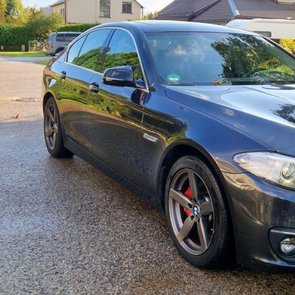 Brown BMW 525 2014 in Utena, with an engine capacity of 2.00 L and mileage of 182 thousand km for 10100 €, photo 3 on AUTOMOTO.COM.LV