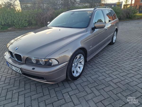 Brūns BMW 525 2002 Panevēža, ar dzinēja tilpumu 2.50 L un nobraukumu 257 tūkst. km par 3300 €, foto 2 vietnē AUTOMOTO.COM.LV