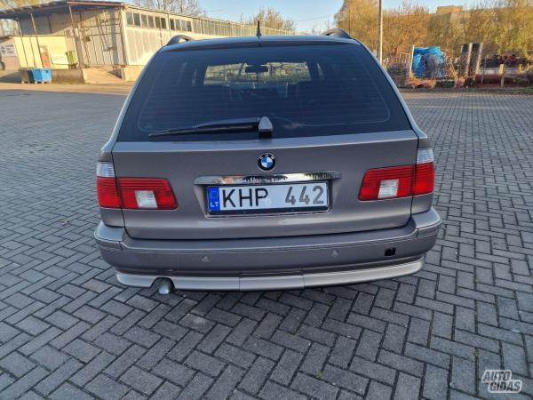Brūns BMW 525 2002 Panevēža, ar dzinēja tilpumu 2.50 L un nobraukumu 257 tūkst. km par 3300 €, foto 7 vietnē AUTOMOTO.COM.LV
