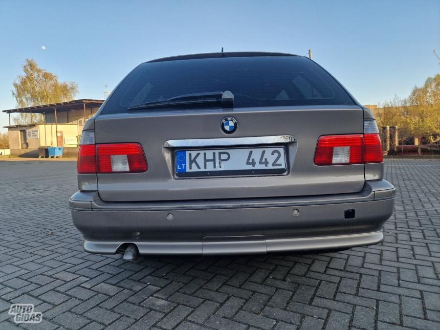 Brown BMW 525 2002 in Panevezys, with an engine capacity of 2.50 L and mileage of 257 thousand km for 2000 €, photo 13 on AUTOMOTO.COM.LV