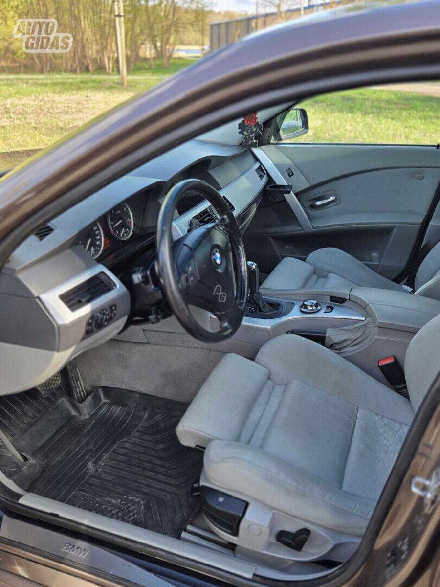 Brūns BMW 525 2004 Šauļi, ar dzinēja tilpumu 2.50 L un nobraukumu 440 tūkst. km par 2500 €, foto 4 vietnē AUTOMOTO.COM.LV