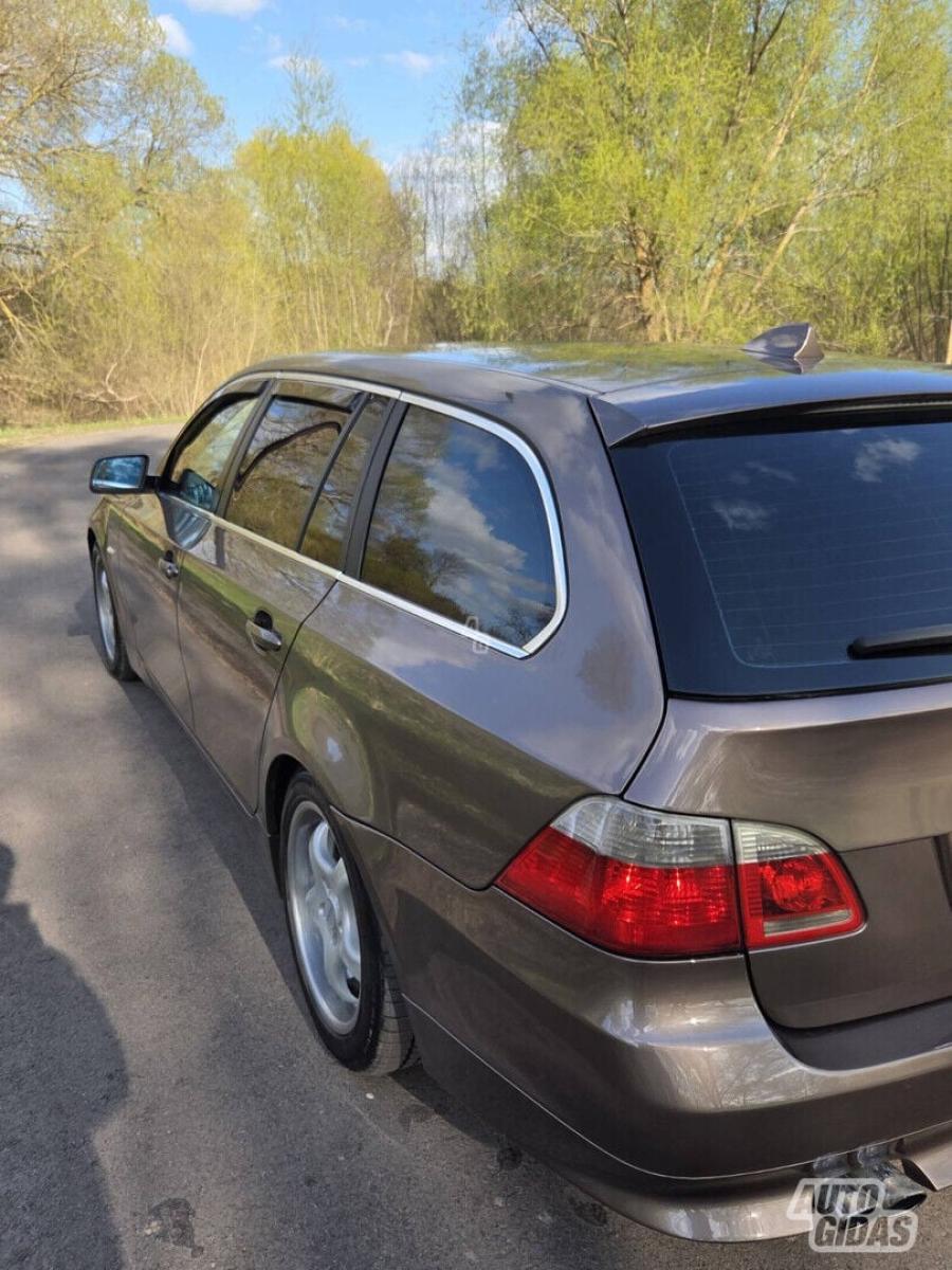 Brūns BMW 525 2004 Šauļi, ar dzinēja tilpumu 2.50 L un nobraukumu 440 tūkst. km par 2500 €, foto 9 vietnē AUTOMOTO.COM.LV