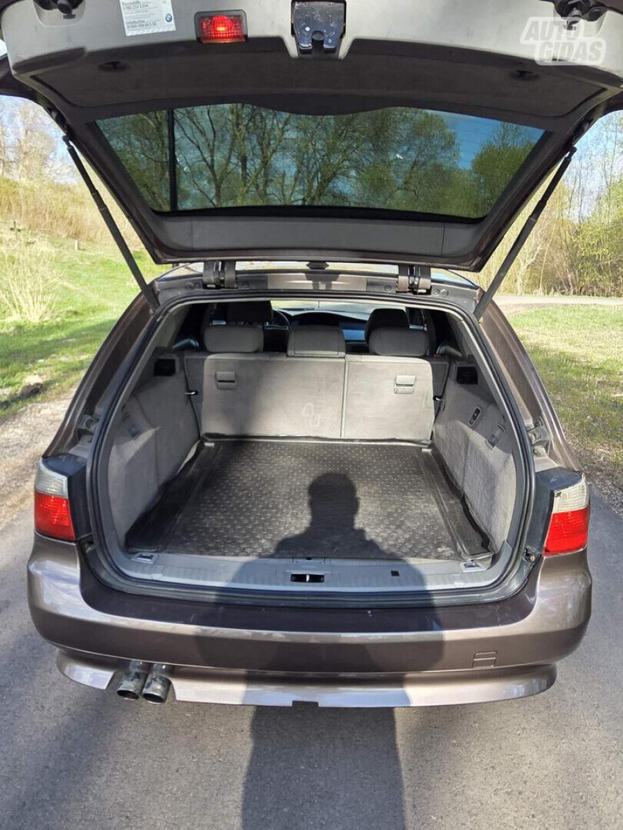 Brūns BMW 525 2004 Šauļi, ar dzinēja tilpumu 2.50 L un nobraukumu 440 tūkst. km par 2500 €, foto 16 vietnē AUTOMOTO.COM.LV