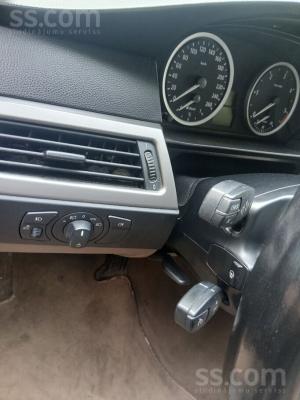 Brūns BMW 525 2004 Rīga, ar dzinēja tilpumu 2.50 L un nobraukumu 383 tūkst. km par 2600 €, foto 12 vietnē AUTOMOTO.COM.LV