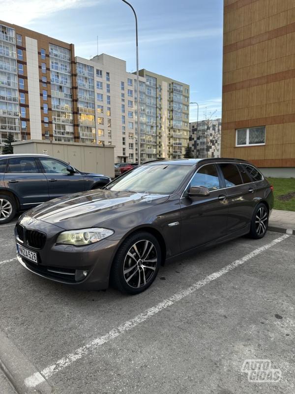 Brūns BMW 525 2011 Klaipėda, ar dzinēja tilpumu 3.00 L un nobraukumu 290 tūkst. km par 6900 €, foto 1 vietnē AUTOMOTO.COM.LV