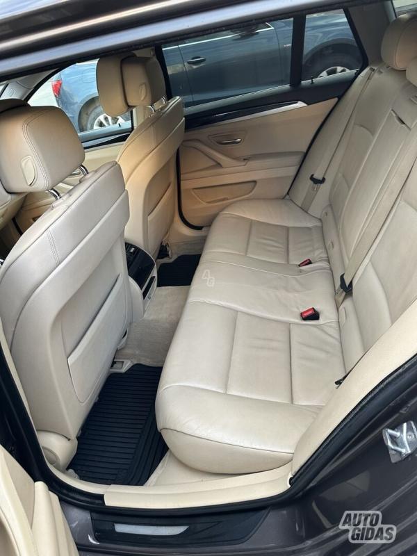 Brūns BMW 525 2011 Klaipėda, ar dzinēja tilpumu 3.00 L un nobraukumu 290 tūkst. km par 6900 €, foto 10 vietnē AUTOMOTO.COM.LV