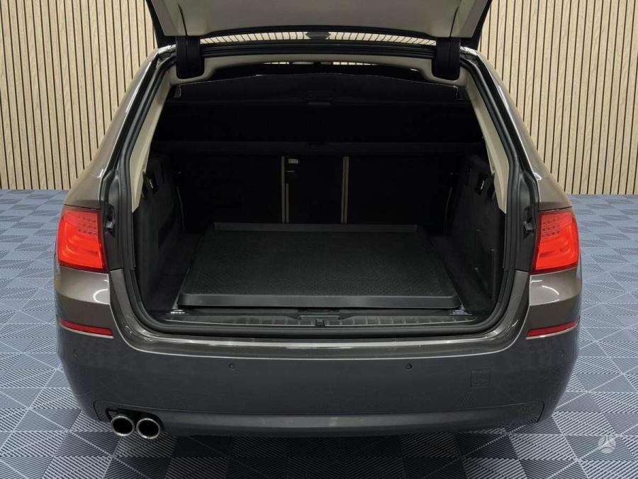 Brūns BMW 525 2011 Marijampole, ar dzinēja tilpumu 2.99 L un nobraukumu 263 tūkst. km par 7700 €, foto 14 vietnē AUTOMOTO.COM.LV