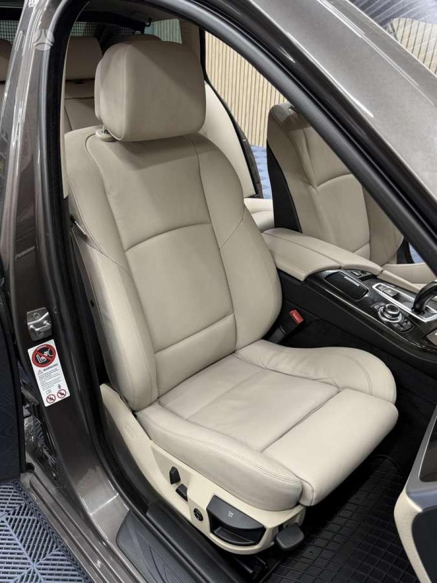 Brūns BMW 525 2011 Marijampole, ar dzinēja tilpumu 2.99 L un nobraukumu 263 tūkst. km par 7700 €, foto 15 vietnē AUTOMOTO.COM.LV