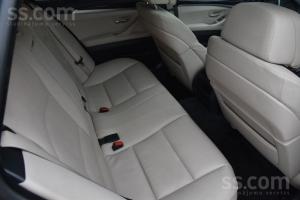 Brown BMW 525 2011 in Jelgava, with an engine capacity of 3.00 L and mileage of 309 thousand km for 7750 €, photo 15 on AUTOMOTO.COM.LV