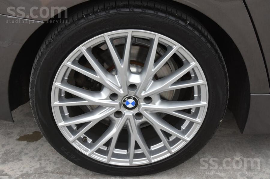 Brown BMW 525 2011 in Jelgava, with an engine capacity of 3.00 L and mileage of 309 thousand km for 7750 €, photo 24 on AUTOMOTO.COM.LV