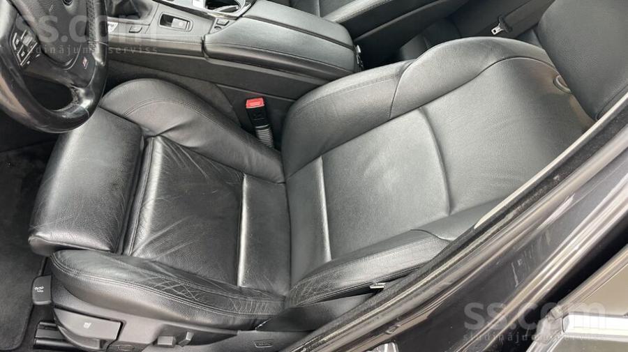 Brown BMW 525 2012 in Saldus, with an engine capacity of 2.00 L and mileage of 244 thousand km for 7990 €, photo 17 on AUTOMOTO.COM.LV