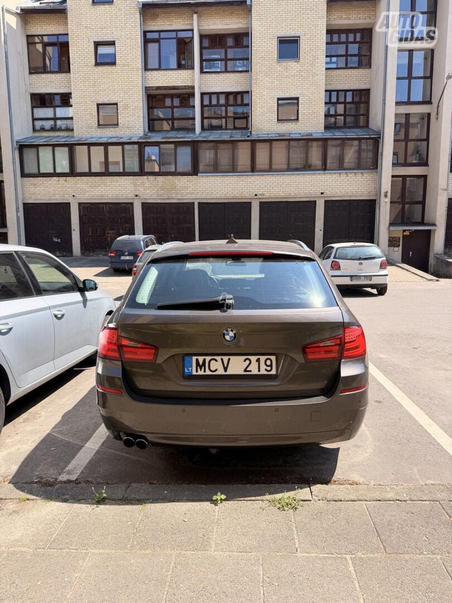 Brown BMW 525 2012 in Vilnius, with an engine capacity of 2.00 L and mileage of 349 thousand km for 5500 €, photo 6 on AUTOMOTO.COM.LV