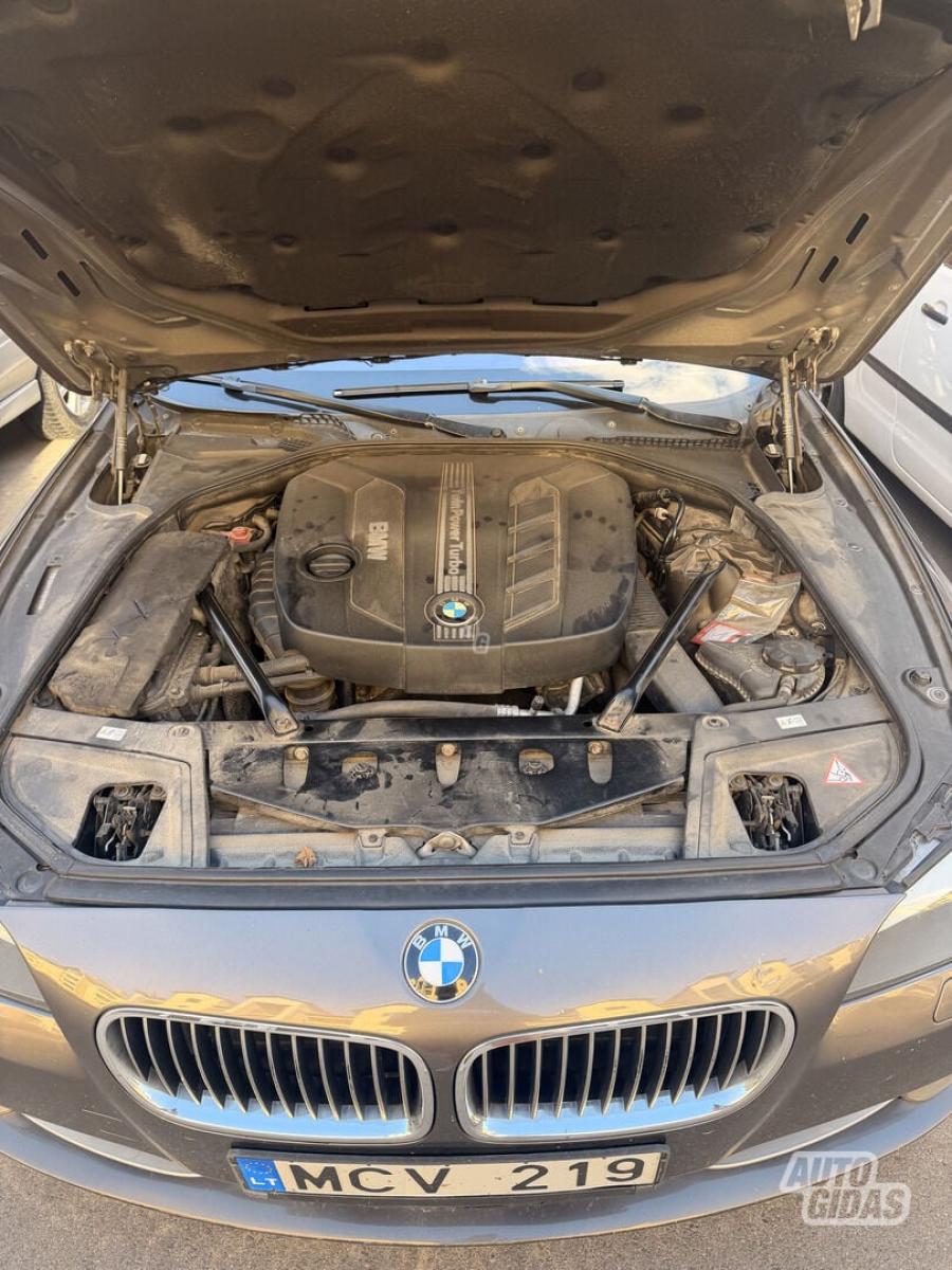 Brown BMW 525 2012 in Vilnius, with an engine capacity of 2.00 L and mileage of 349 thousand km for 5500 €, photo 28 on AUTOMOTO.COM.LV