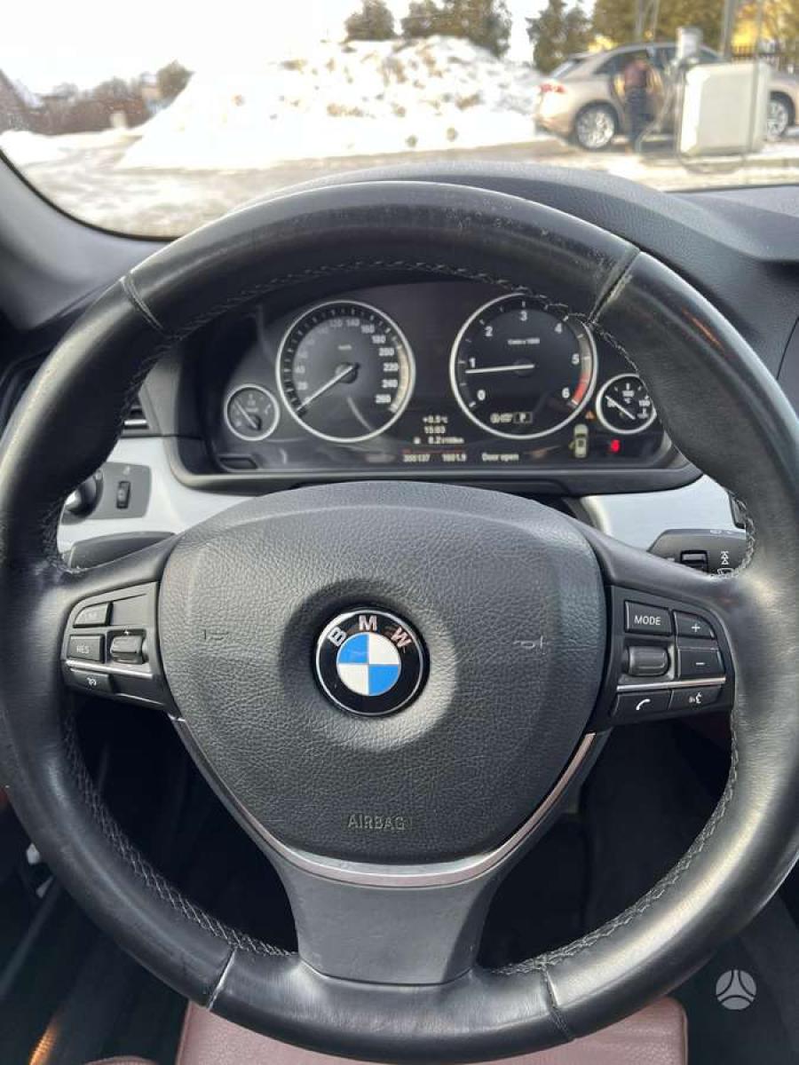 Brown BMW 525 2013 in Taurage, with an engine capacity of 2.00 L and mileage of 300 thousand km for 7350 €, photo 11 on AUTOMOTO.COM.LV