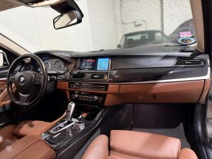 Brown BMW 525 2014 in Klaipeda, with an engine capacity of 2.00 L and mileage of 220 thousand km for 11999 €, photo 8 on AUTOMOTO.COM.LV
