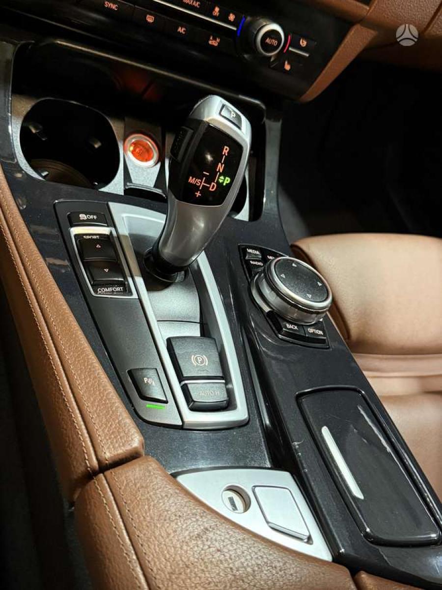 Brown BMW 525 2014 in Klaipeda, with an engine capacity of 2.00 L and mileage of 220 thousand km for 11999 €, photo 41 on AUTOMOTO.COM.LV
