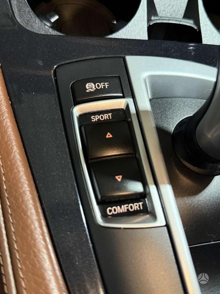 Brown BMW 525 2014 in Klaipeda, with an engine capacity of 2.00 L and mileage of 220 thousand km for 11999 €, photo 42 on AUTOMOTO.COM.LV
