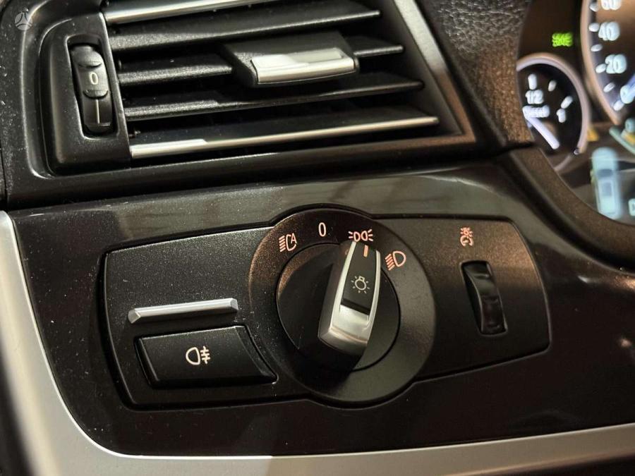 Brown BMW 525 2014 in Klaipeda, with an engine capacity of 2.00 L and mileage of 220 thousand km for 11999 €, photo 44 on AUTOMOTO.COM.LV