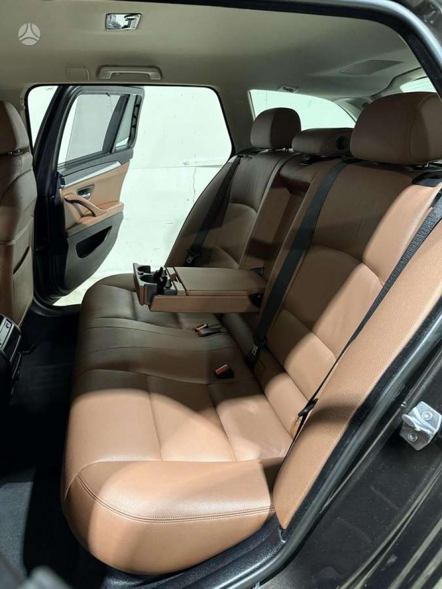 Brown BMW 525 2014 in Klaipeda, with an engine capacity of 2.00 L and mileage of 220 thousand km for 11999 €, photo 46 on AUTOMOTO.COM.LV