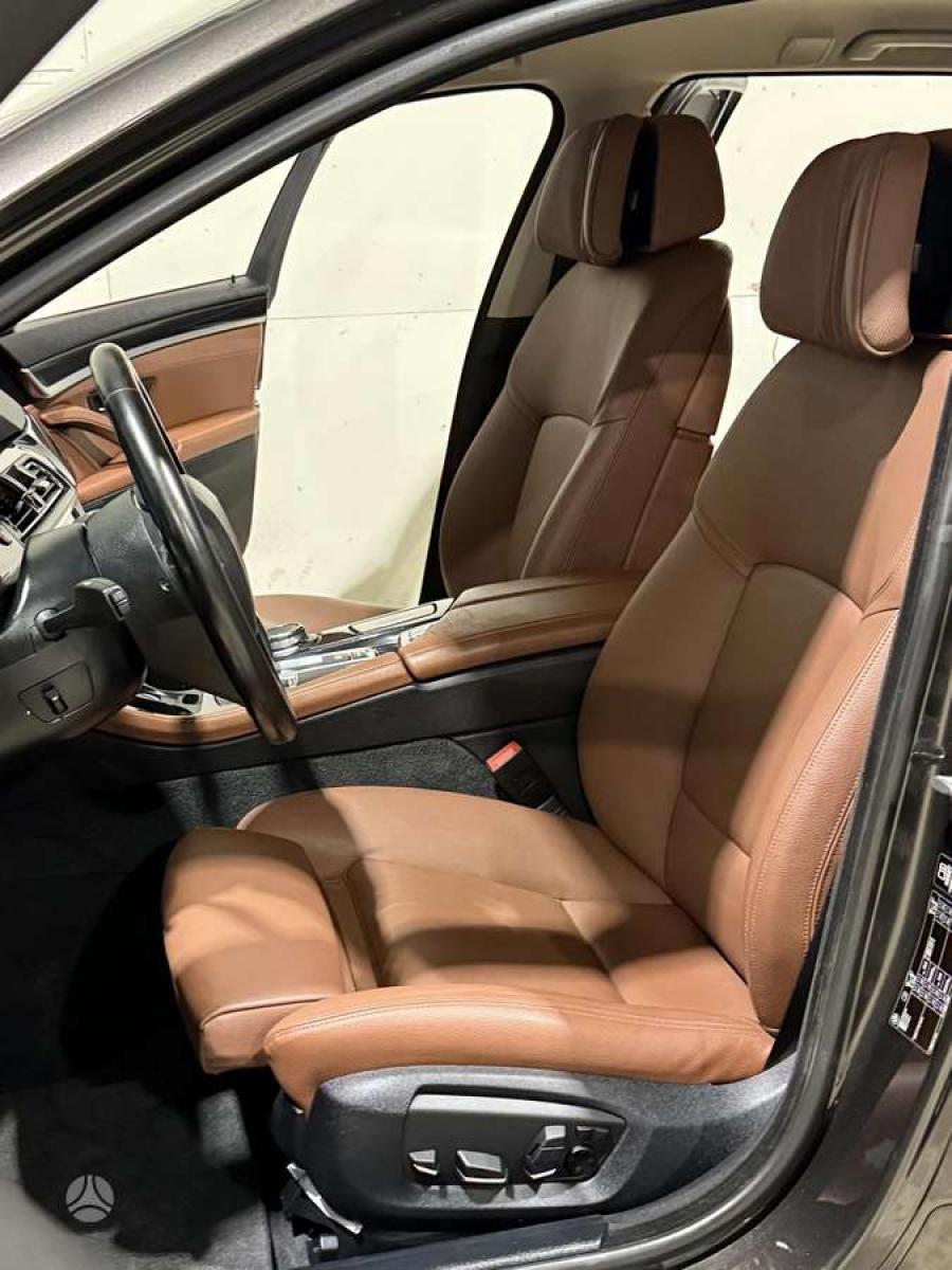 Brown BMW 525 2014 in Klaipeda, with an engine capacity of 2.00 L and mileage of 220 thousand km for 11999 €, photo 47 on AUTOMOTO.COM.LV