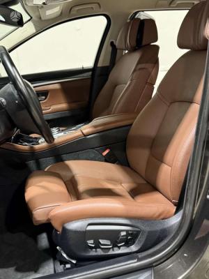 Brown BMW 525 2014 in Klaipeda, with an engine capacity of 2.00 L and mileage of 220 thousand km for 11999 €, photo 53 on AUTOMOTO.COM.LV