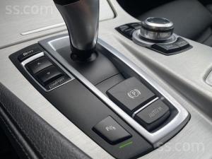 Brūns BMW 525 2015 Rīga, ar dzinēja tilpumu 2.00 L un nobraukumu 280 tūkst. km par 11990 €, foto 26 vietnē AUTOMOTO.COM.LV