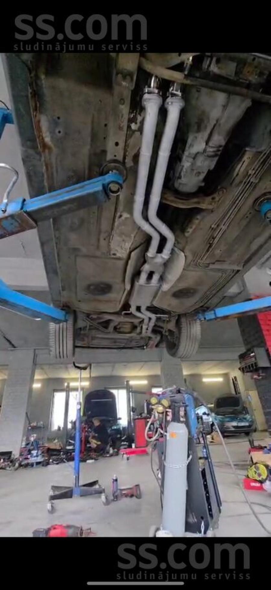 Zaļš BMW 525 1988 Tukums, ar dzinēja tilpumu 3.00 L un nobraukumu 0 tūkst. km par 4850 €, foto 3 vietnē AUTOMOTO.COM.LV
