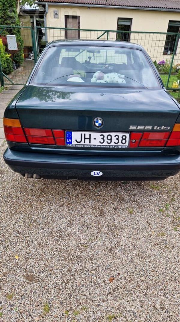 Zaļš BMW 525 1992 Rīga, ar dzinēja tilpumu 2.50 L un nobraukumu 250 tūkst. km par 4000 €, foto 6 vietnē AUTOMOTO.COM.LV