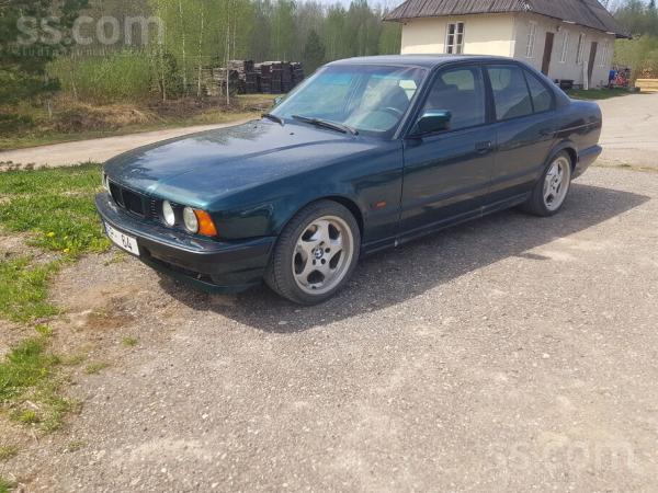 Зеленый БМВ 525 1994 в Мадона, объемом двигателя 2.50 л и пробегом 340 тыс. км за 6500 €, фото 5 на AUTOMOTO.COM.LV