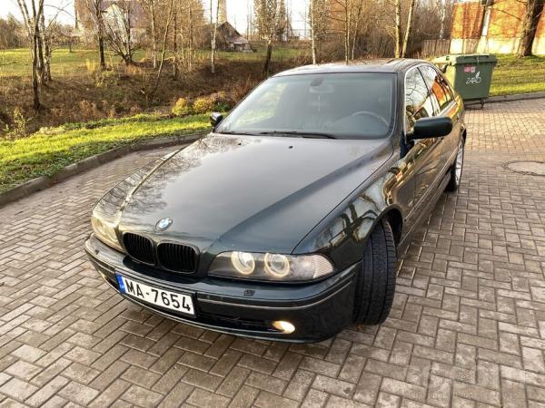 Green BMW 525 2003 in Limbazi, with an engine capacity of 2.50 L and mileage of 447 thousand km for 2950 €, photo 5 on AUTOMOTO.COM.LV