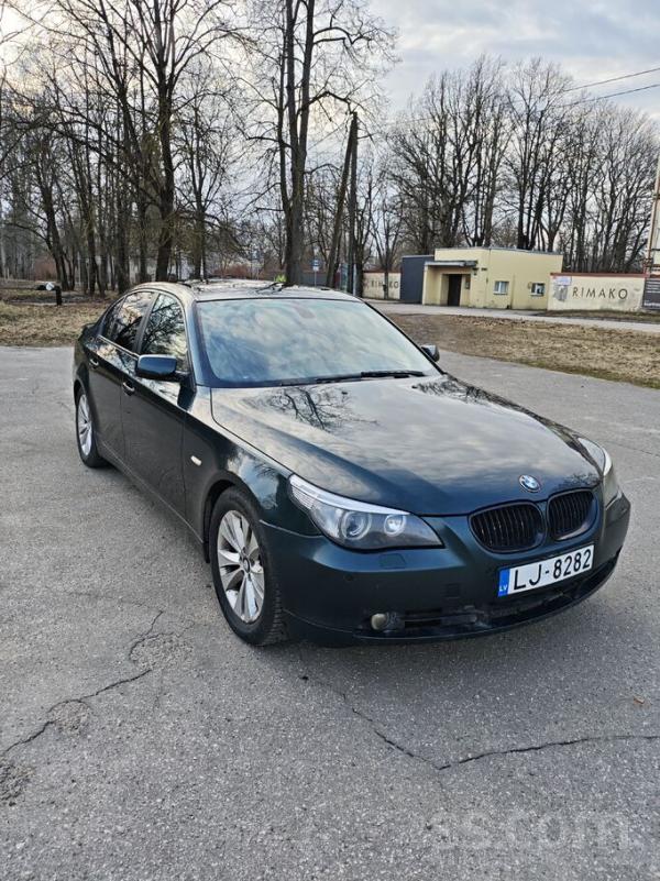 Zaļš BMW 525 2004 Rīga, ar dzinēja tilpumu 2.50 L un nobraukumu 394 tūkst. km par 2700 €, foto 2 vietnē AUTOMOTO.COM.LV