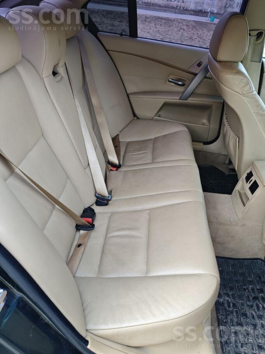 Zaļš BMW 525 2004 Rīga, ar dzinēja tilpumu 2.50 L un nobraukumu 394 tūkst. km par 2700 €, foto 9 vietnē AUTOMOTO.COM.LV